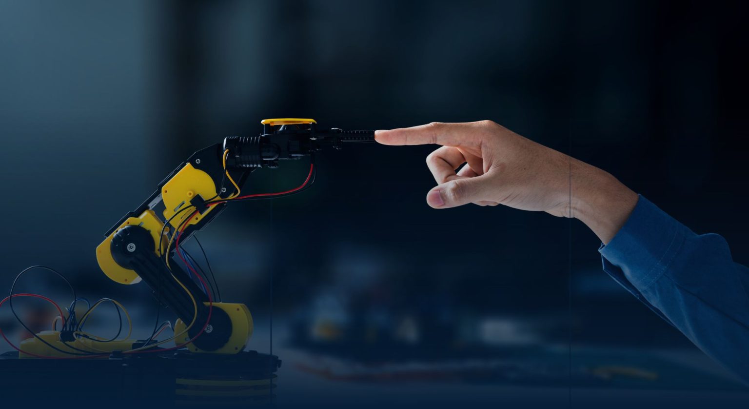 Faktor Yang Membuat IoT Berkembang Dengan Cepat - Indobot Academy